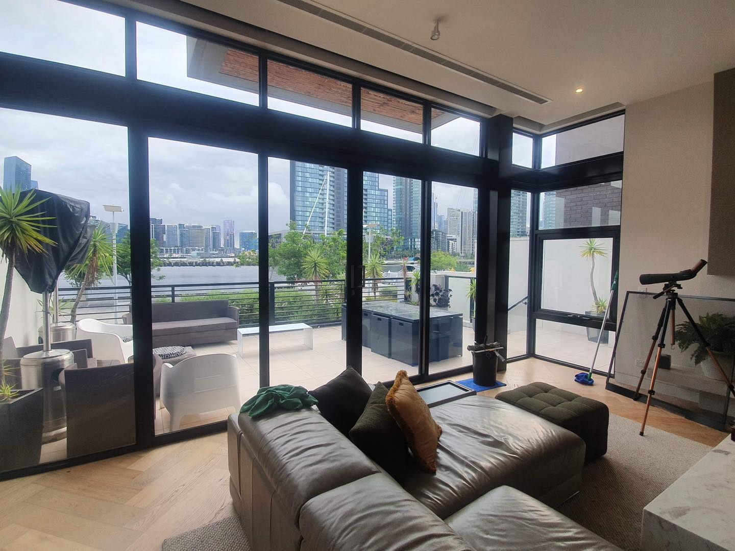 Why Window Washers are Essential to Home Maintenance - Big Apple Window ...